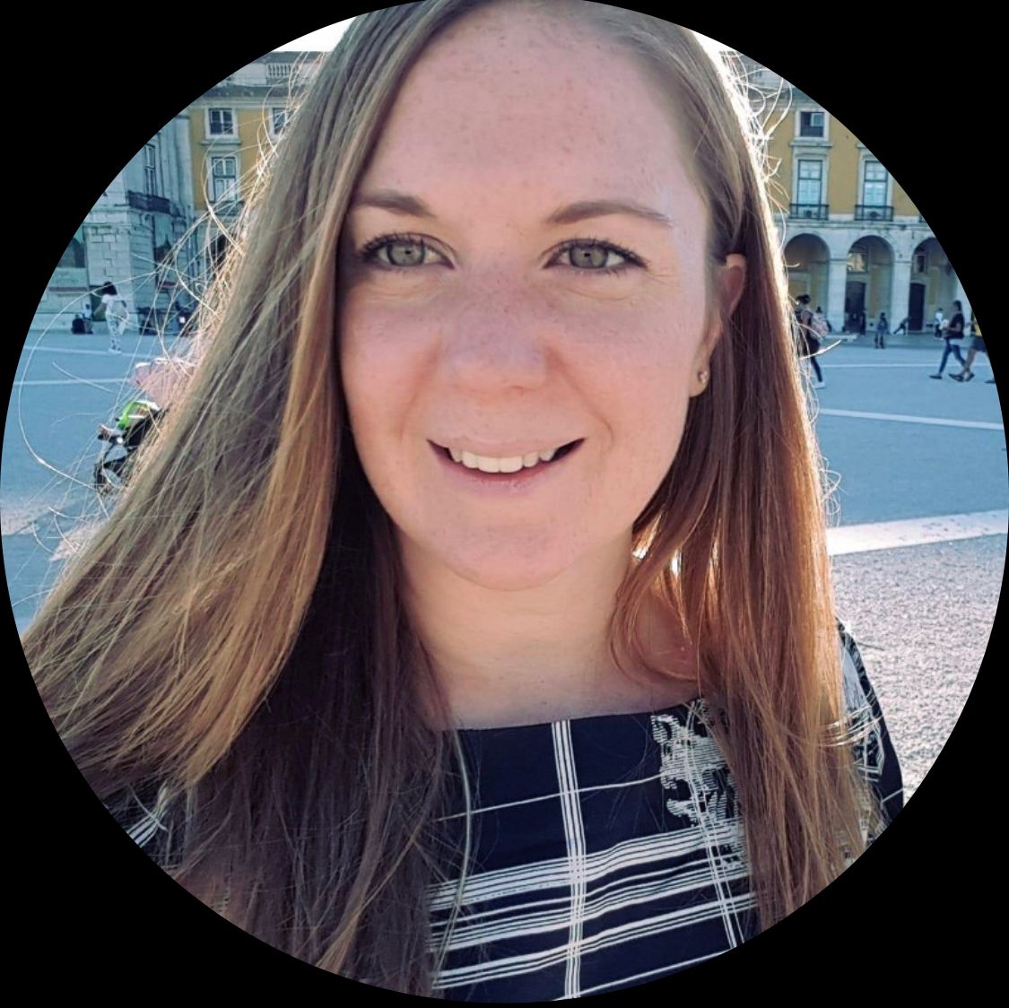 Louise Maclean's Postcard Travel Diary